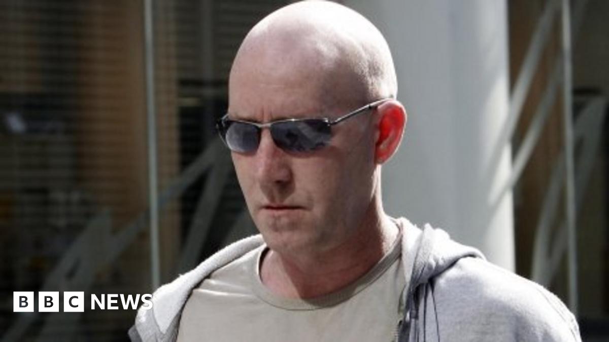 Steven Malcolm admits Coleen Rooney blackmail plot - BBC News