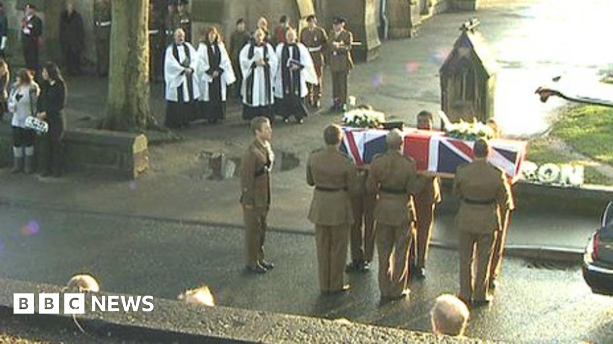 Rifleman Sheldon Steel was 'leader in making' - BBC News