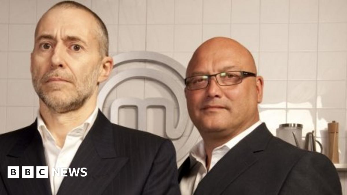 Professional MasterChef winner is crowned - BBC News