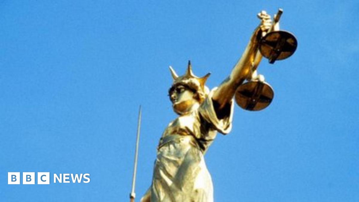 Paedophile Dale Adams: Sex attacker jailed for more offences - BBC News