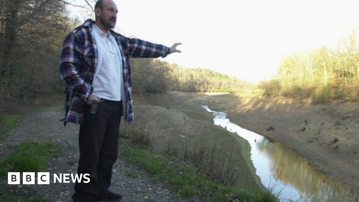 Three days in France with killer Robert Lund - BBC News