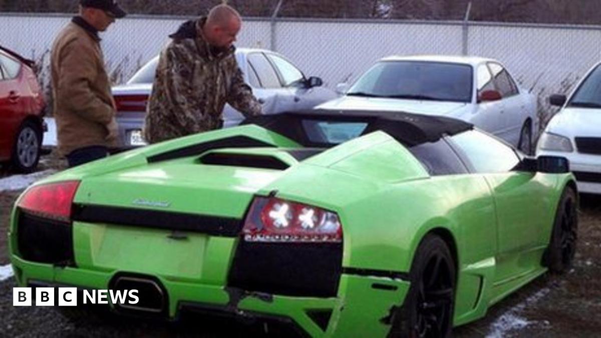 Man crashes Lamborghini won in a competition - BBC News
