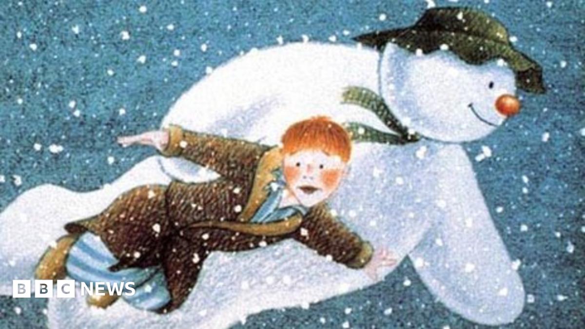Raymond Briggs: Lifetime award for The Snowman creator - BBC News