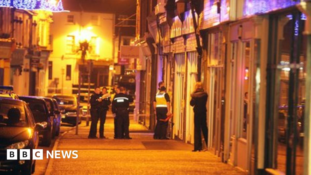 Christmas Day murder investigation in Littlehampton - BBC News