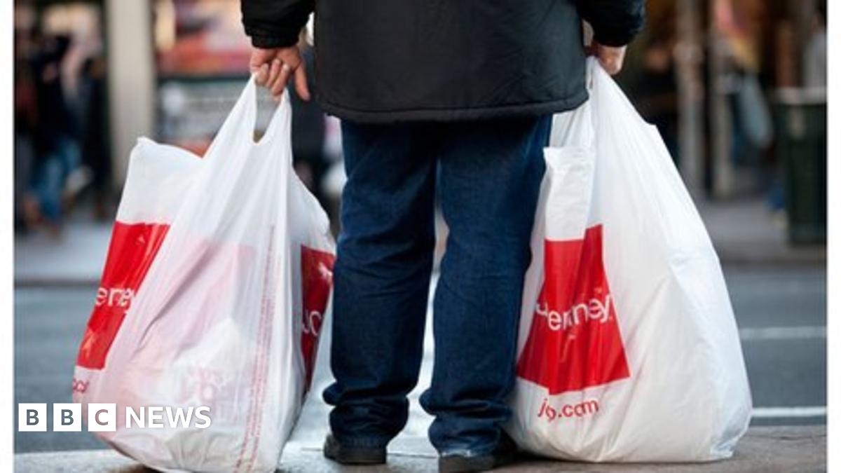 US consumer sentiment rises again - BBC News