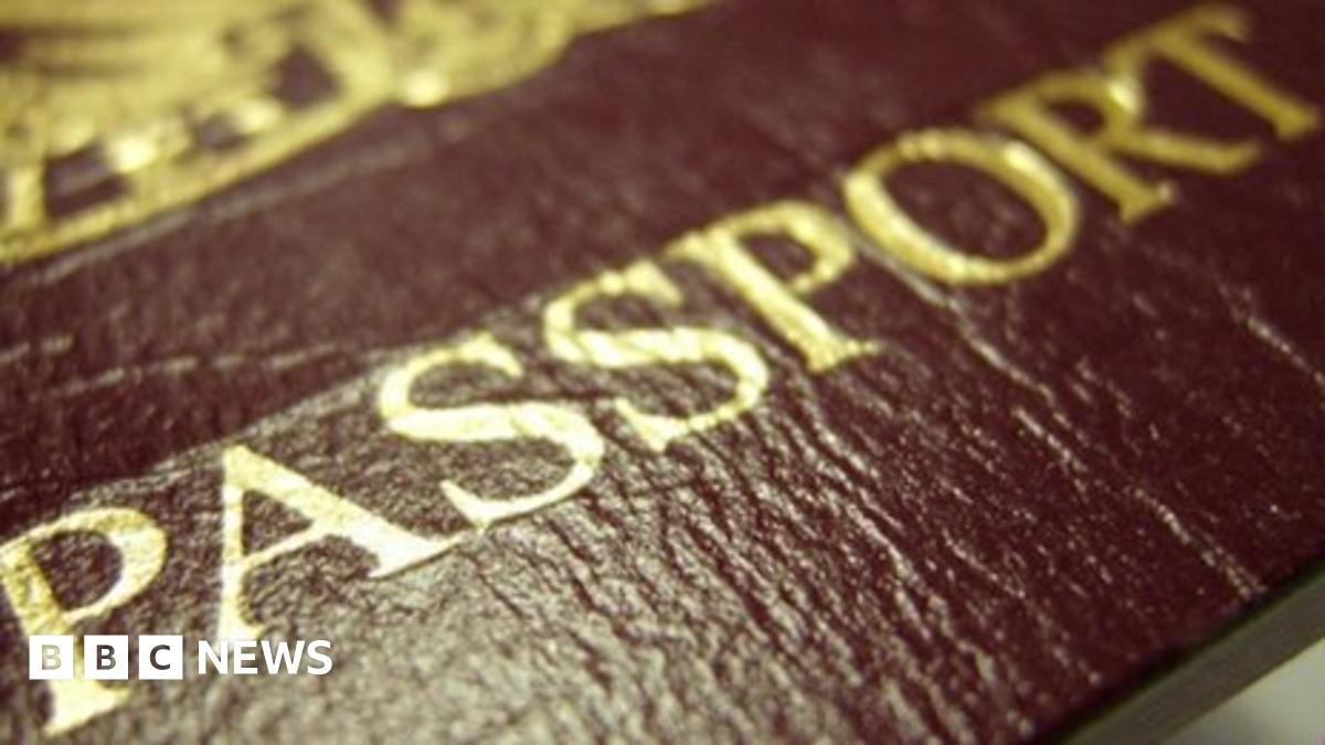 Guernsey immigration fees rise following UK changes - BBC News