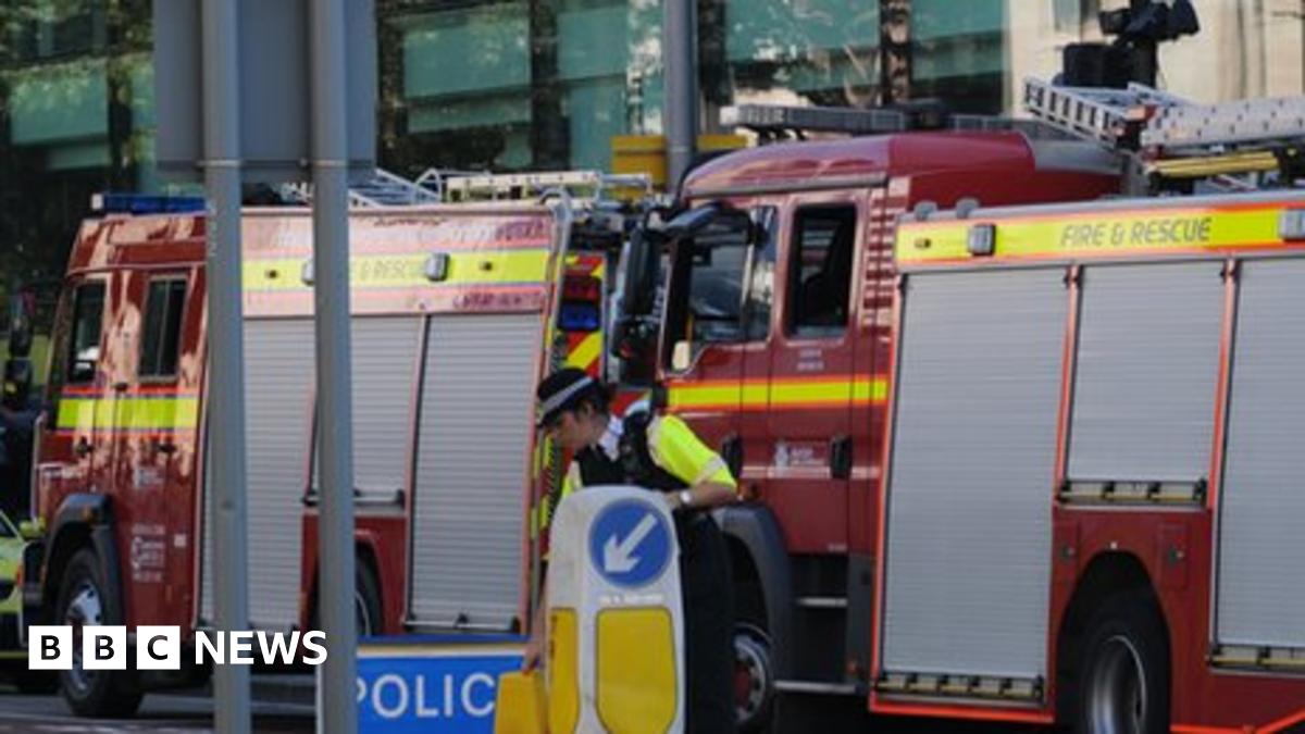 Arson theory over Highbridge house fire - BBC News