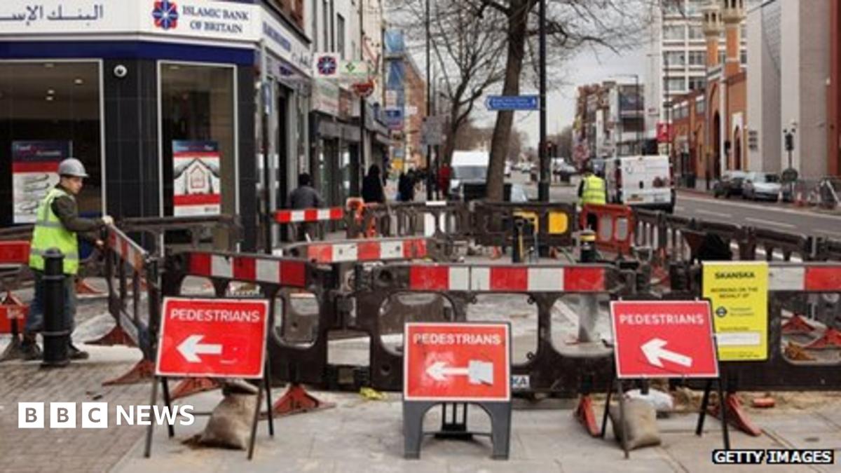 London mayor says serious disruption from roadworks cut - BBC News