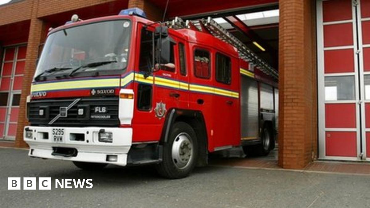 'Substantial' rise in grass fire callouts, say South Wales Fire and ...