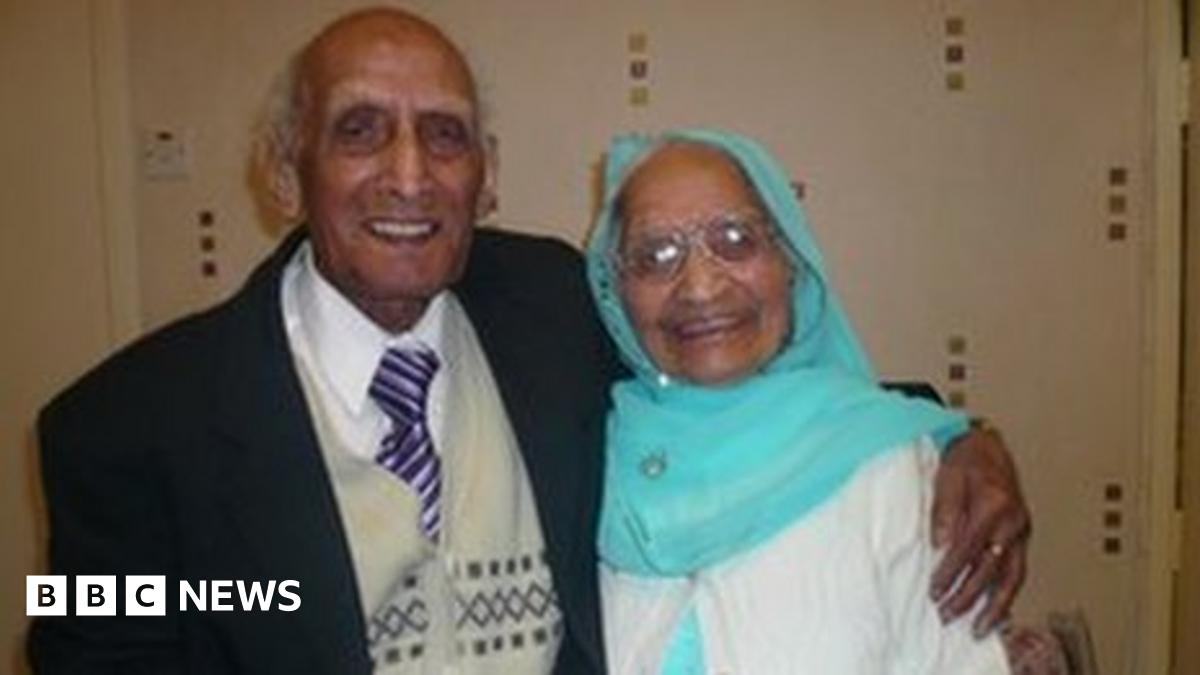 Couple Karam and Kartari Chand married for 86 years - BBC News