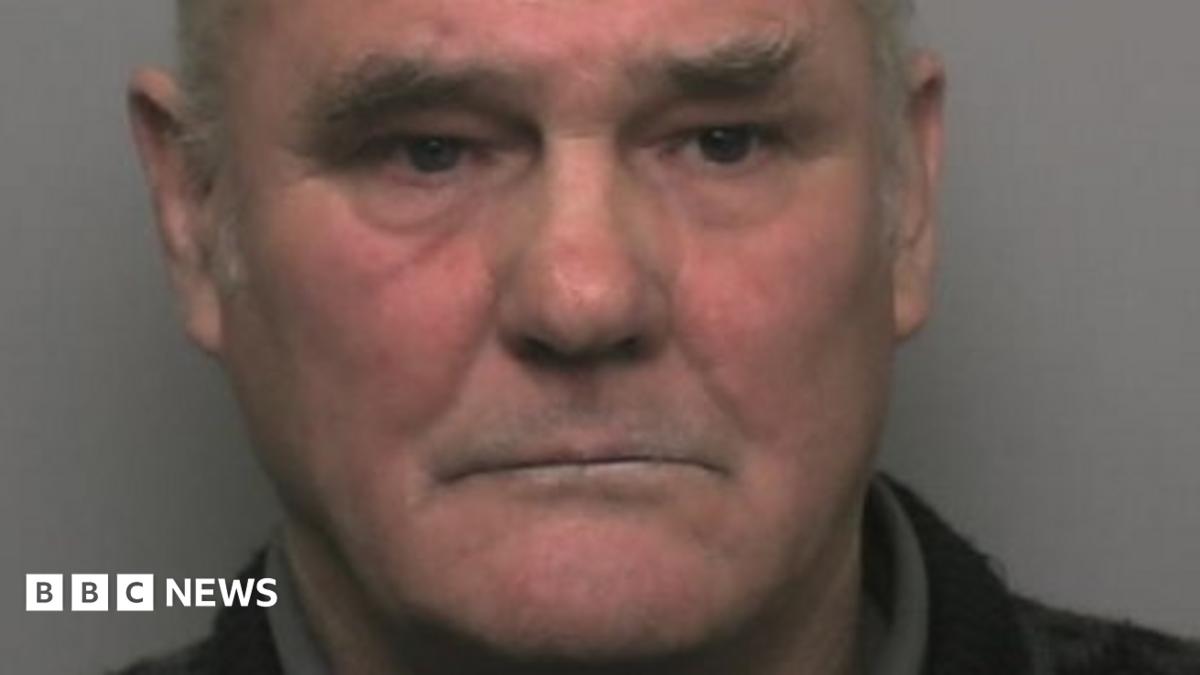 Cold-case sexual crime team that snared David Bryant axed - BBC News