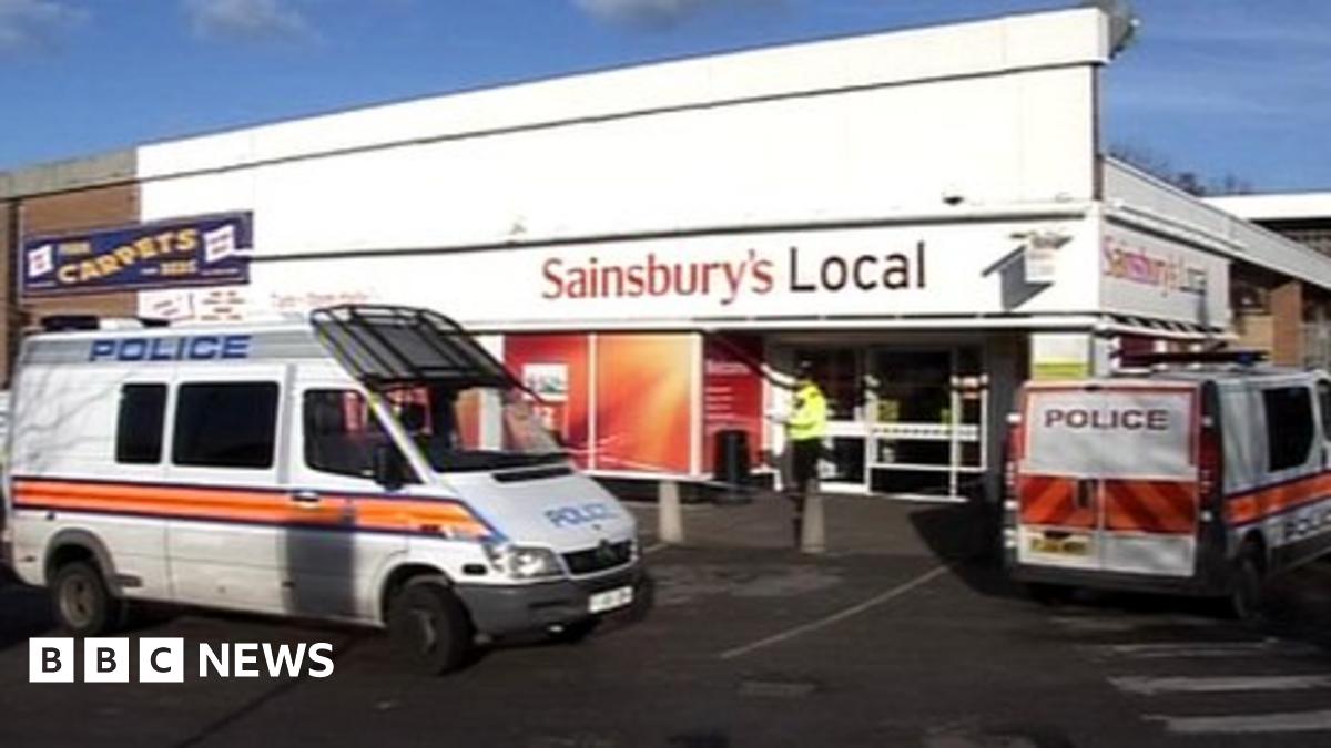 Newhall Sainsbury's robbery: Victim speaks about ordeal - BBC News