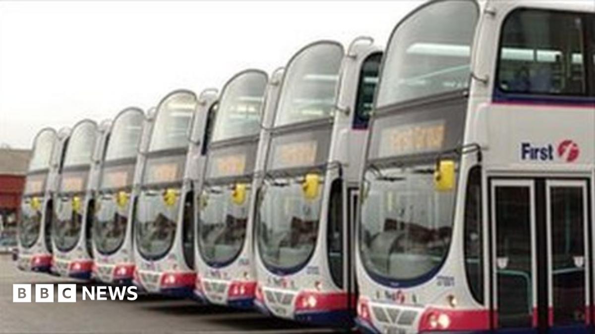 FirstGroup to sell Worcestershire bus operations - BBC News