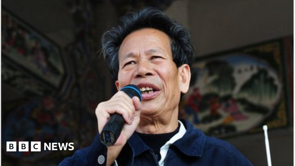 Chinese revolt leader becomes village chief of Wukan - BBC News