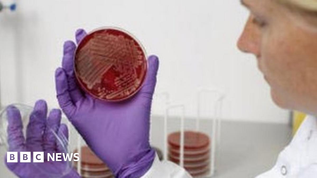 Contaminated nasal spray recalled by medicines watchdog - BBC News