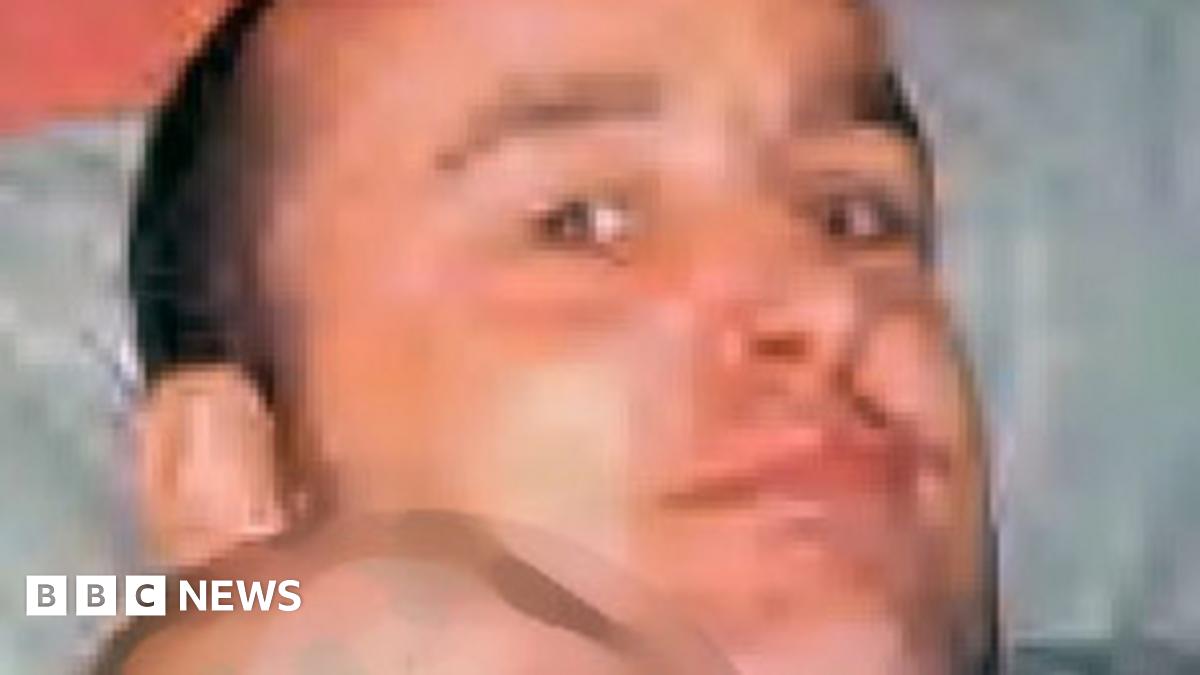 Mark Gallagher's killer Colin McFarlane has jail term cut - BBC News