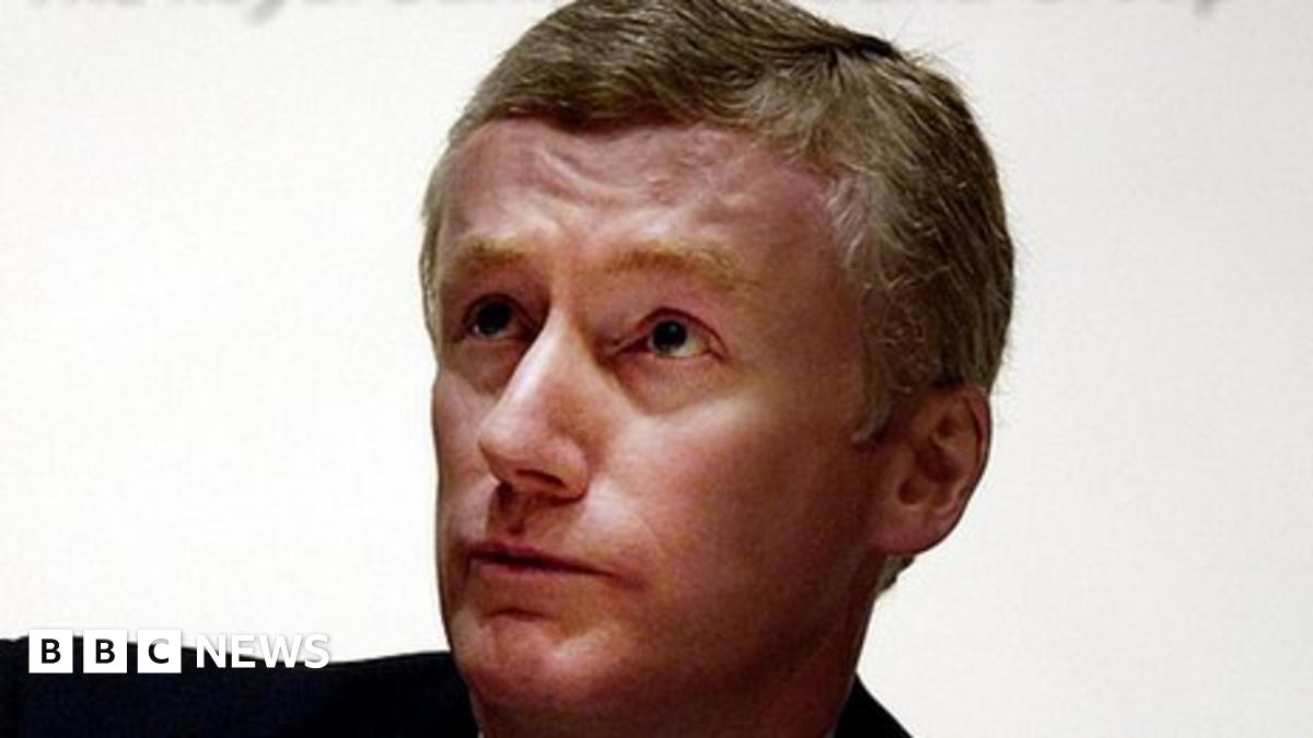 Committee to re-examine Sir Fred Goodwin's knighthood - BBC News