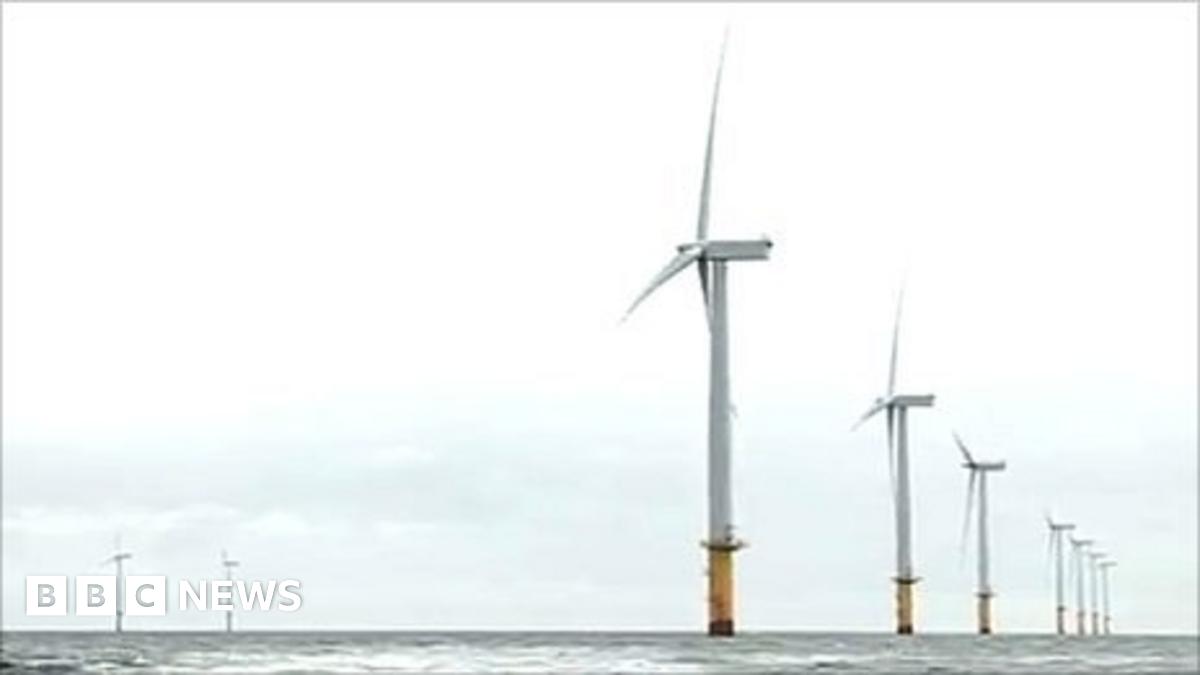 'Controlled explosion' for WW2 wind farm bomb - BBC News