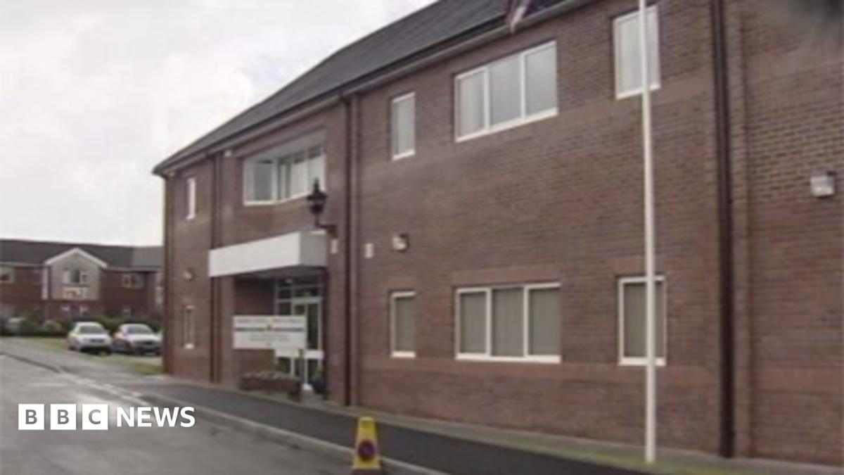 Ammanford police station too costly, says force chief Ian Arundale ...