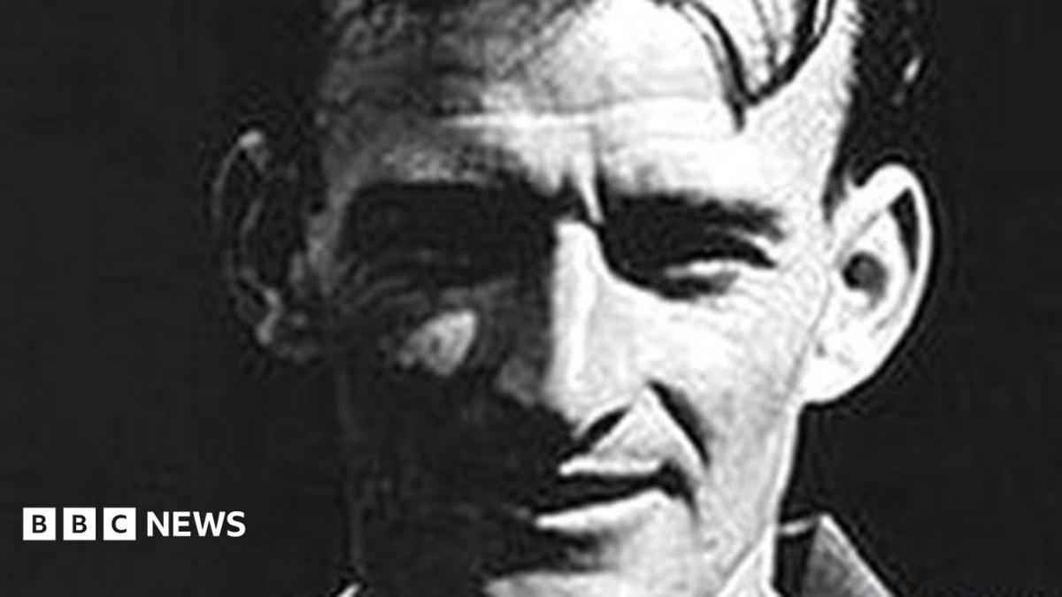 Tributes paid to former Wales international Syd Thomas - BBC News