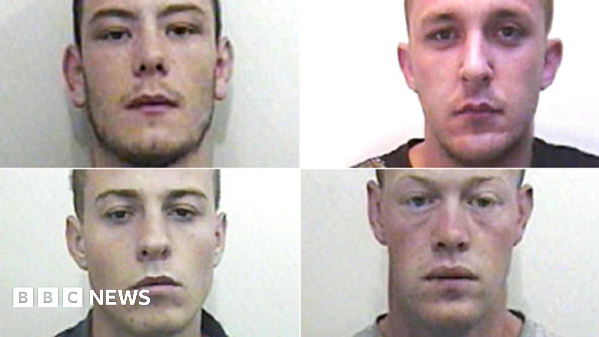 Nottingham riots: Four men jailed over jewellery raid - BBC News