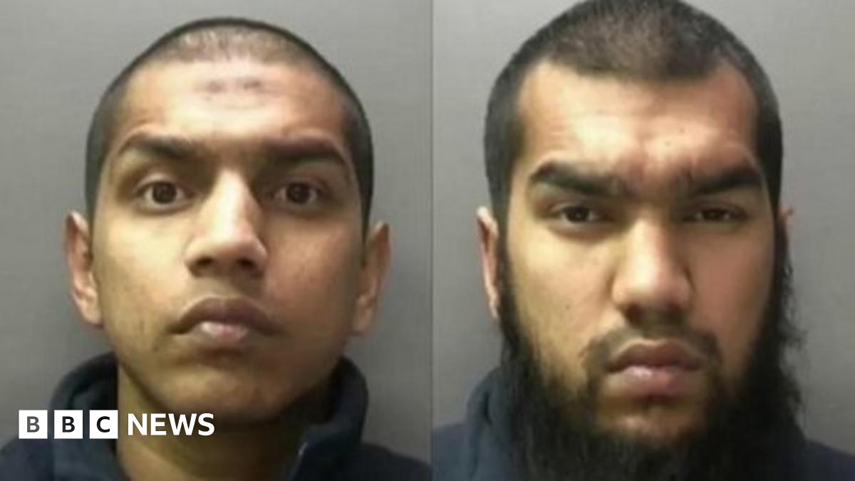 Cardiff brothers admit London Stock Exchange terror plot - BBC News