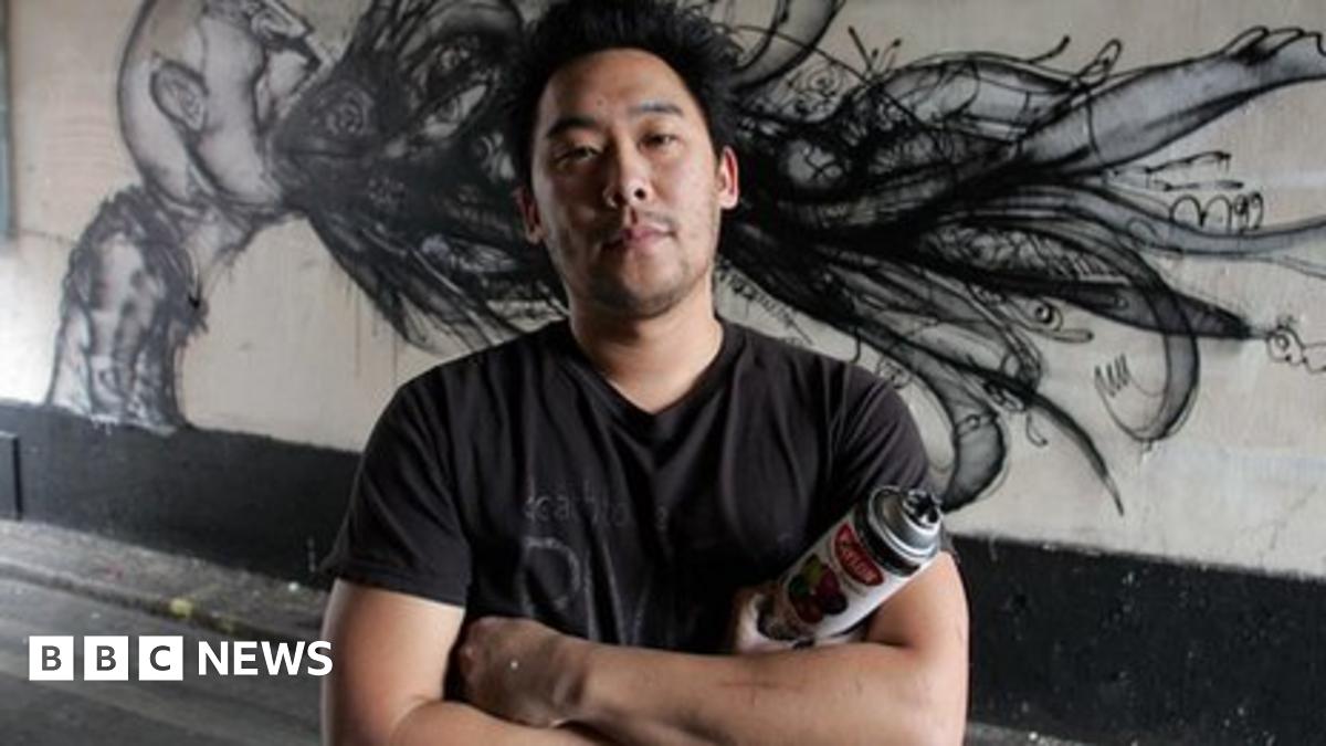Graffiti artist David Choe set for Facebook windfall - BBC News