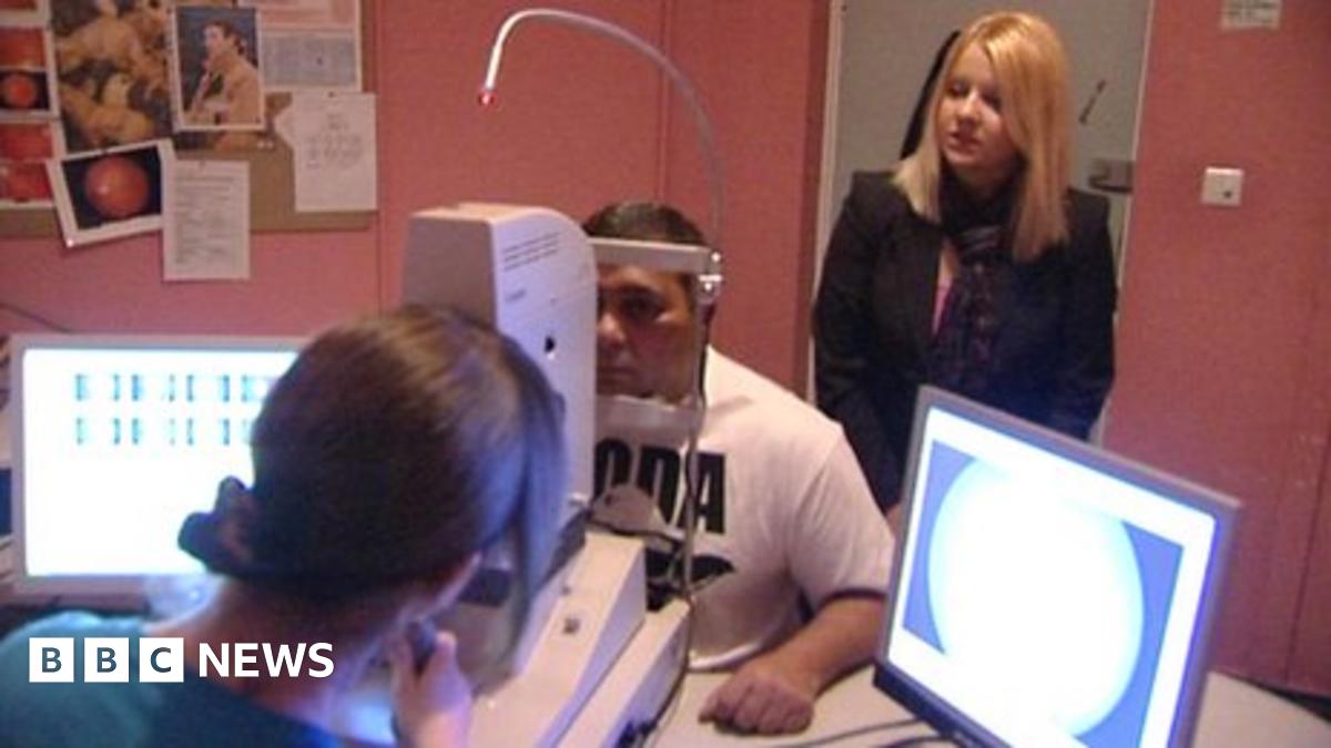 Yorkshire hospitals interpreter costs soar - BBC News