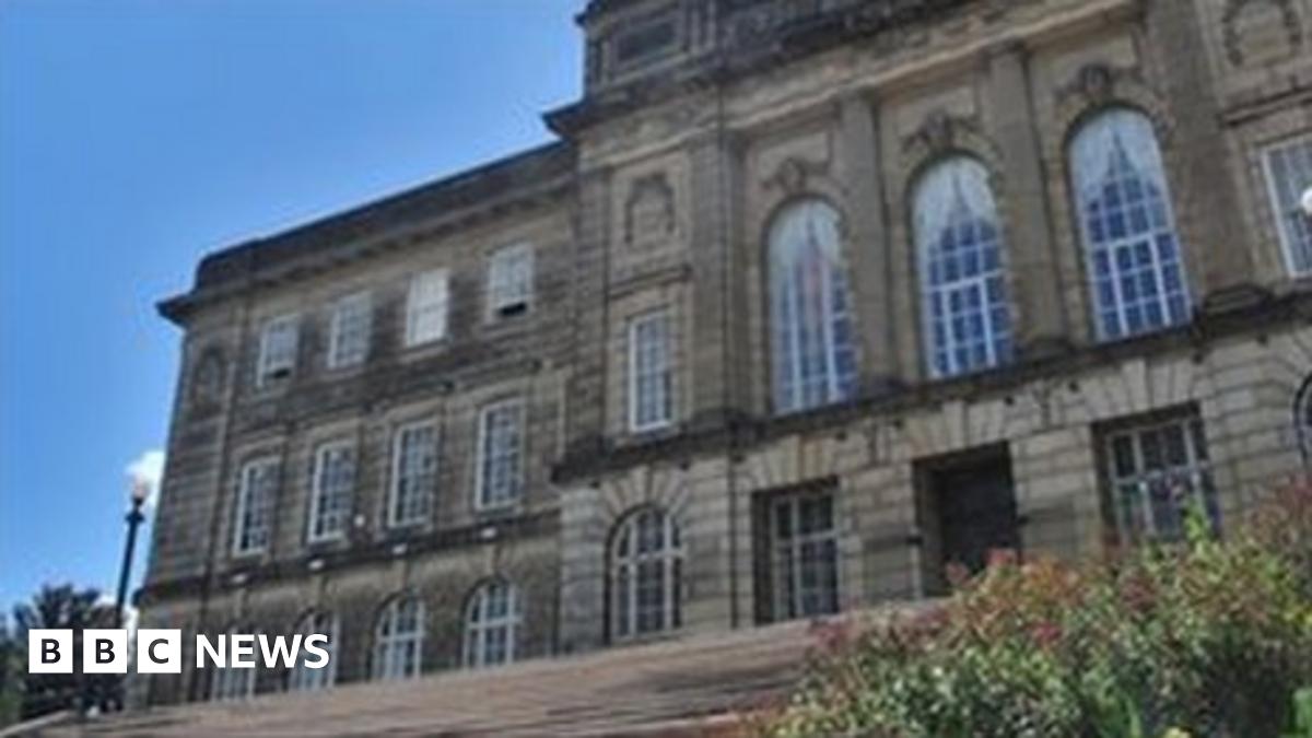 Wirral council consults on library plans - BBC News