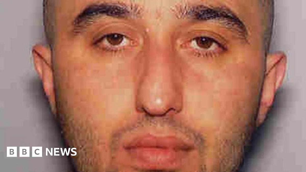 What lies behind murderous Turkish gang feud? - BBC News