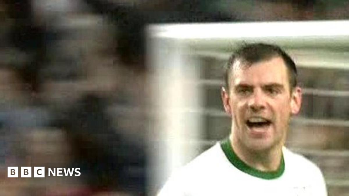 Nigel Dodds calls for talks over football eligibility - BBC News
