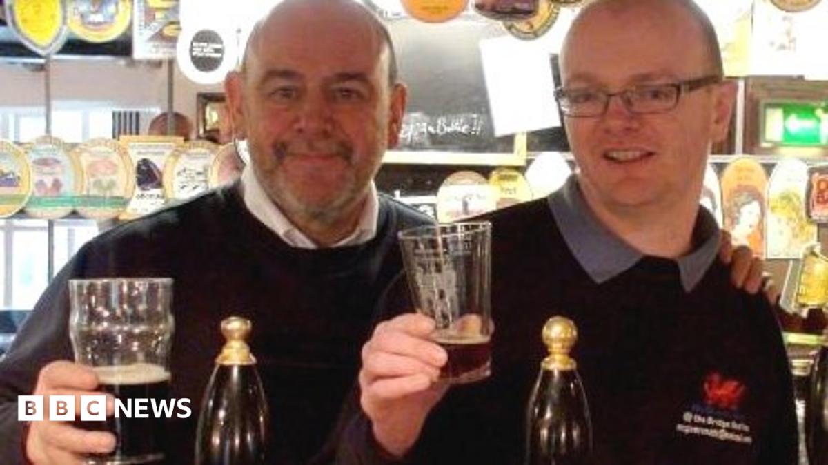 Camra pub of year is Bridge End Inn in Ruabon, Wrexham - BBC News