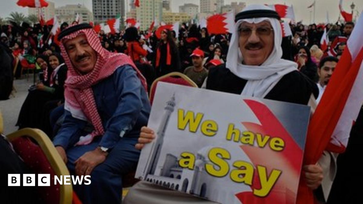 Bahrain Sunni-Shia split manifests itself in mistrust - BBC News