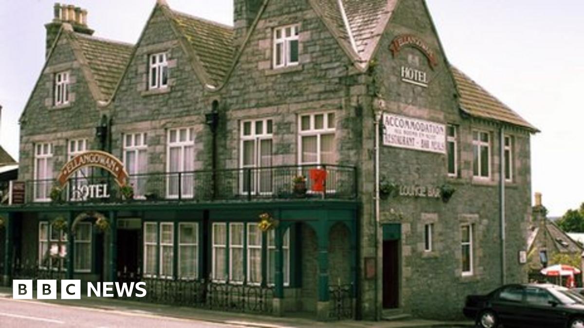Dumfries and Galloway pub used in The Wicker Man on sale - BBC News