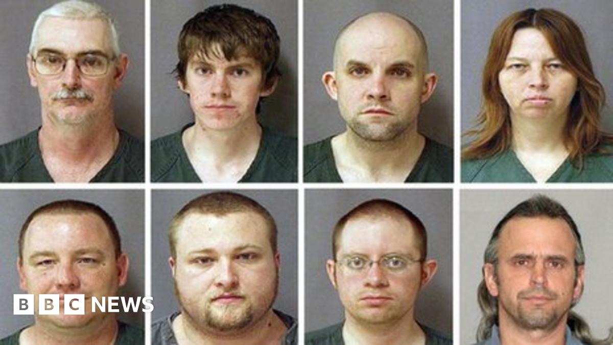 Michigan Hutaree militia on trial for sedition - BBC News