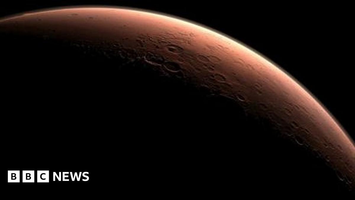 Mars 'has life's building blocks' - BBC News