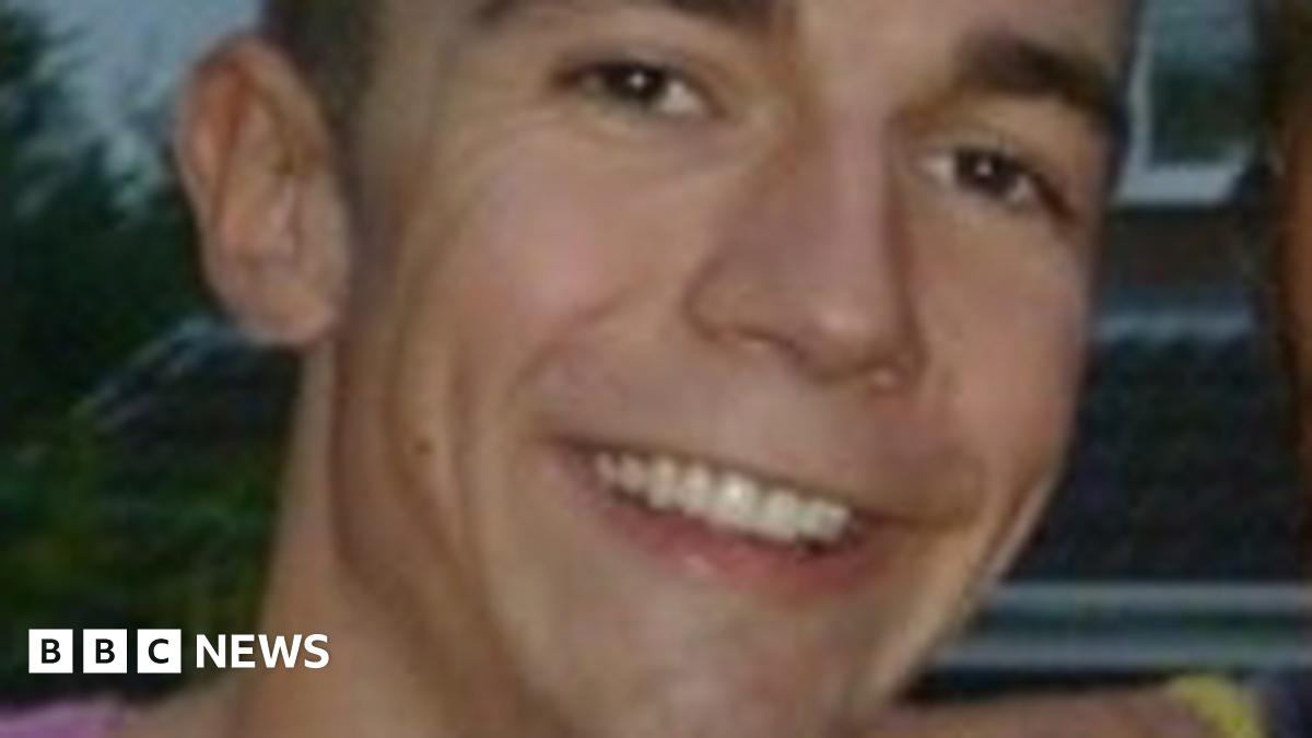 Body in River Ouse named as missing Jordan Sullivan - BBC News