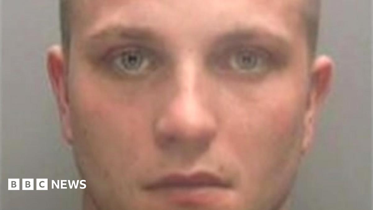 Man jailed for 'brutal and savage' Wolverhampton murder - BBC News