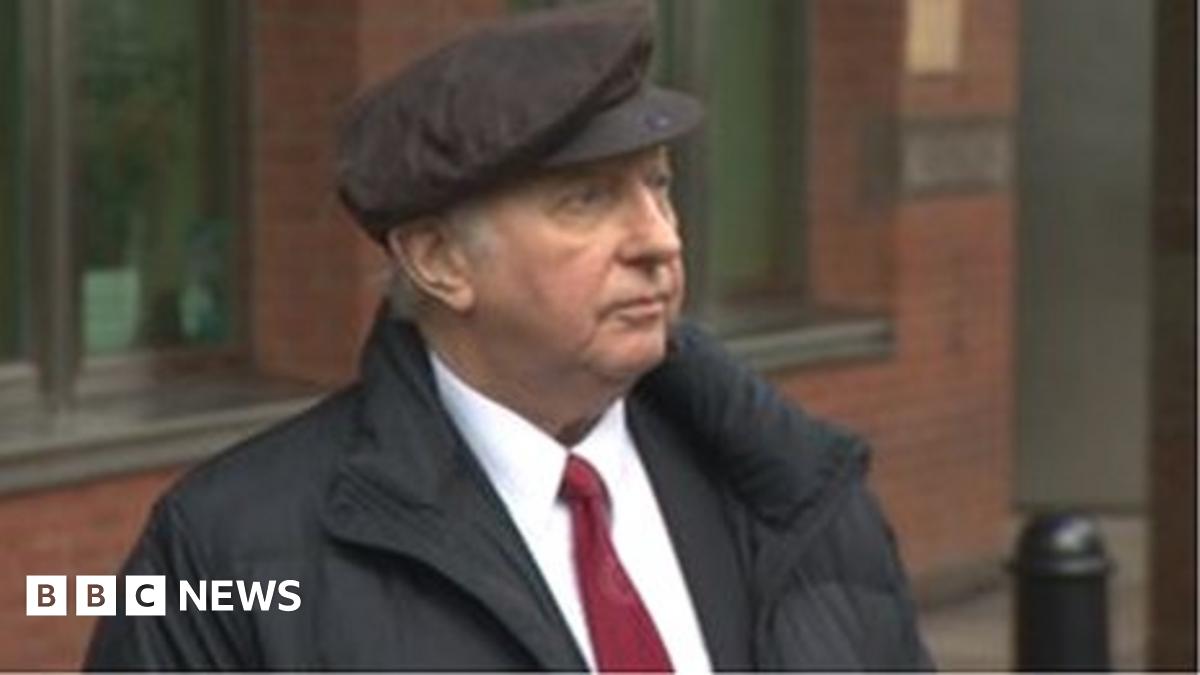 Arthur Scargill wins £13,000 damages in dispute with NUM - BBC News