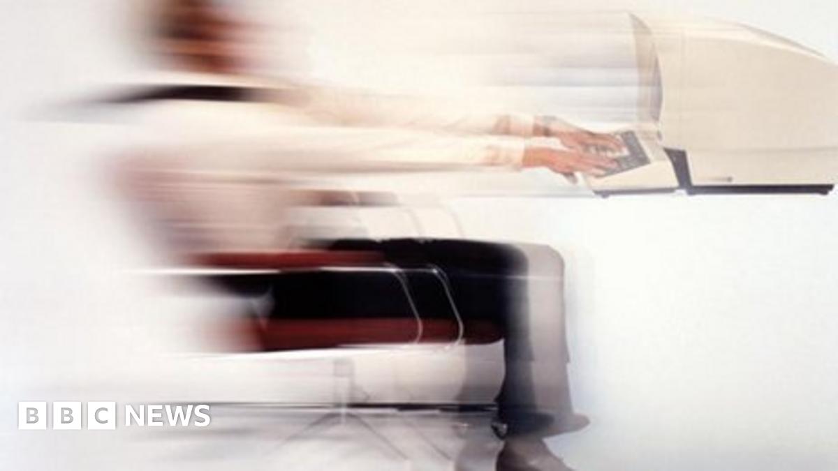 'Third of UK postcodes' have slow broadband speeds - BBC News