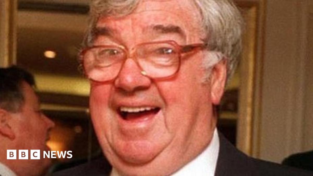 Frank Carson death: Newport County on how comic's laughter lifted club ...