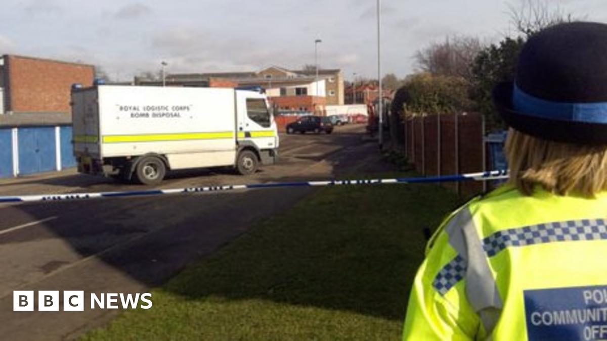 Controlled explosion in Norwich on two war-time bombs - BBC News