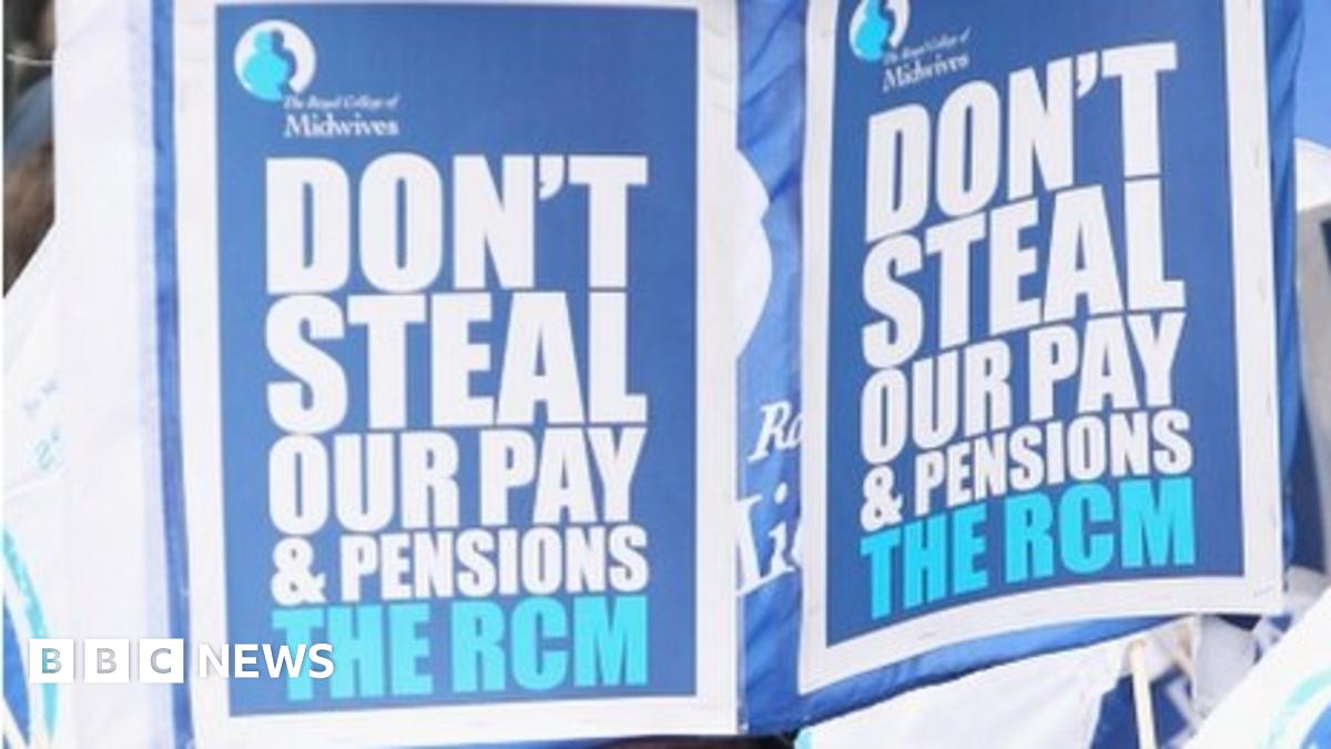 Pension scheme membership drops to 48% of employees - BBC News