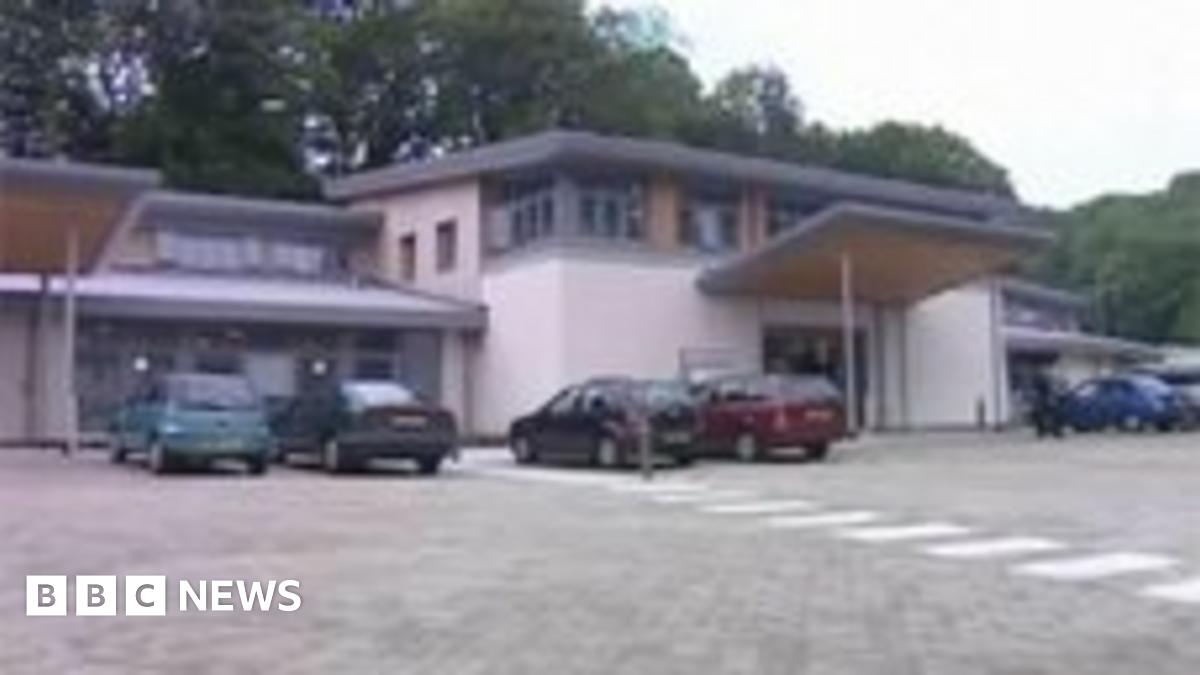 Tenby and South Pembrokeshire injury units to reopen in April - BBC News