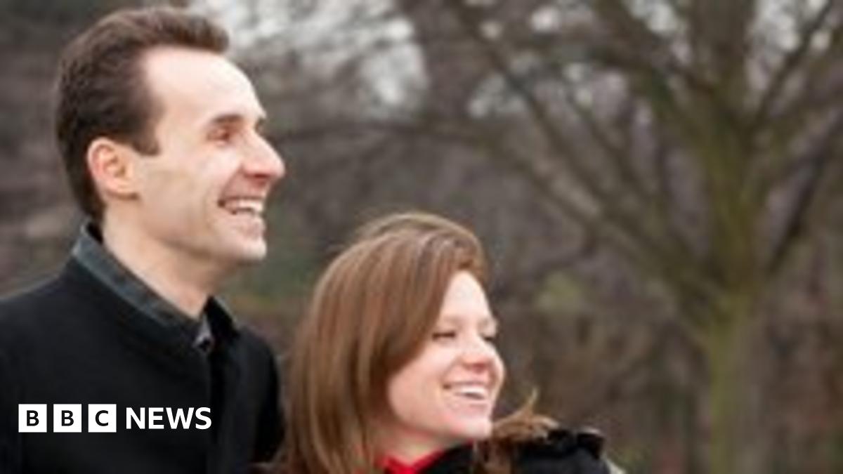 The London-based Russians who oppose Vladimir Putin - BBC News