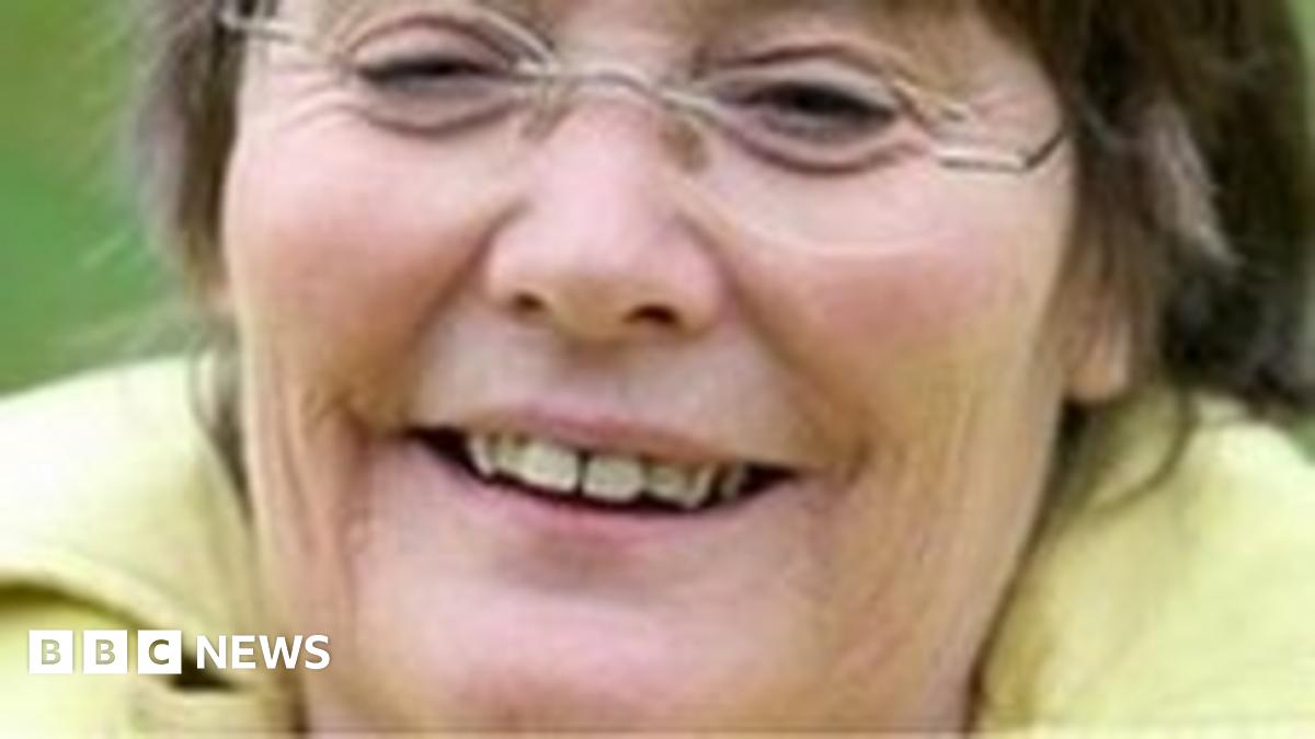 Injured Labour MP Anne Begg due to fly back to Aberdeen - BBC News
