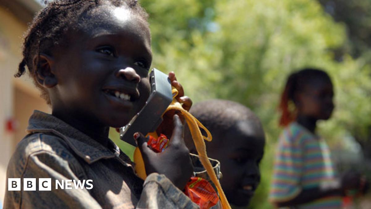 BBC World Service at 80: A lifetime of shortwave - BBC News