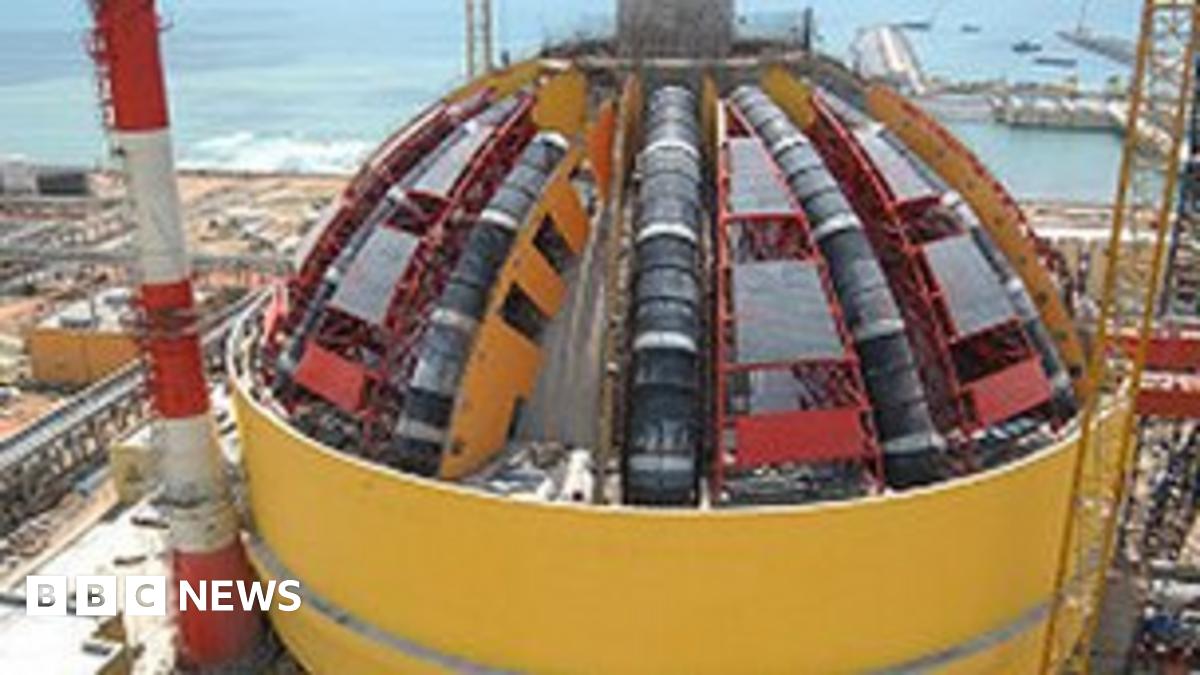 Hundreds arrested at India nuclear plant protest - BBC News