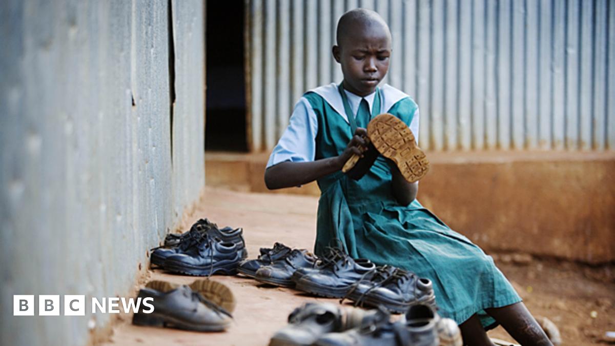 'Why I care for 52 children' - BBC News