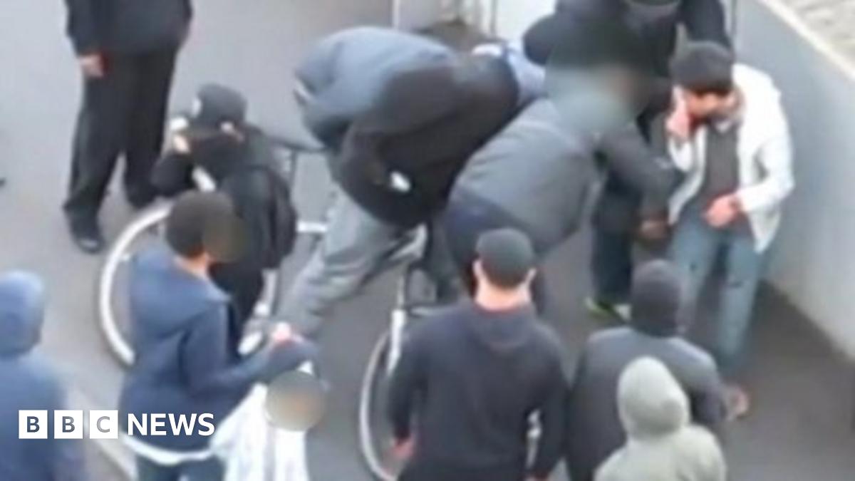 London riots: Men guilty of robbing Malaysian student - BBC News